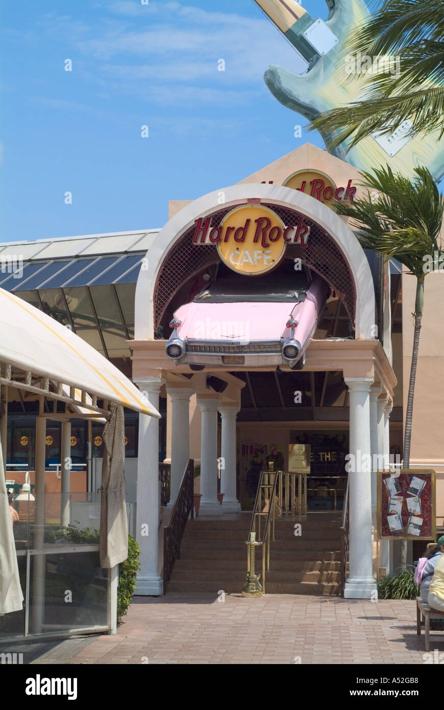 Hard Rock Cafe Miami Florida resteraunt recreation party dinner Stock ...