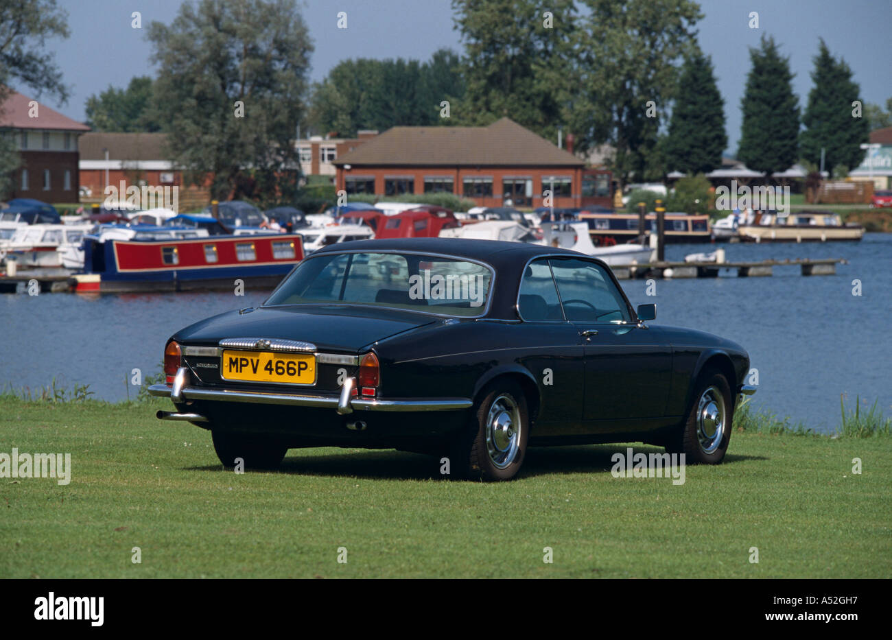 Daimler Sovereign Series 2 Coupe. Built 1974 to 1977 Stock Photo - Alamy