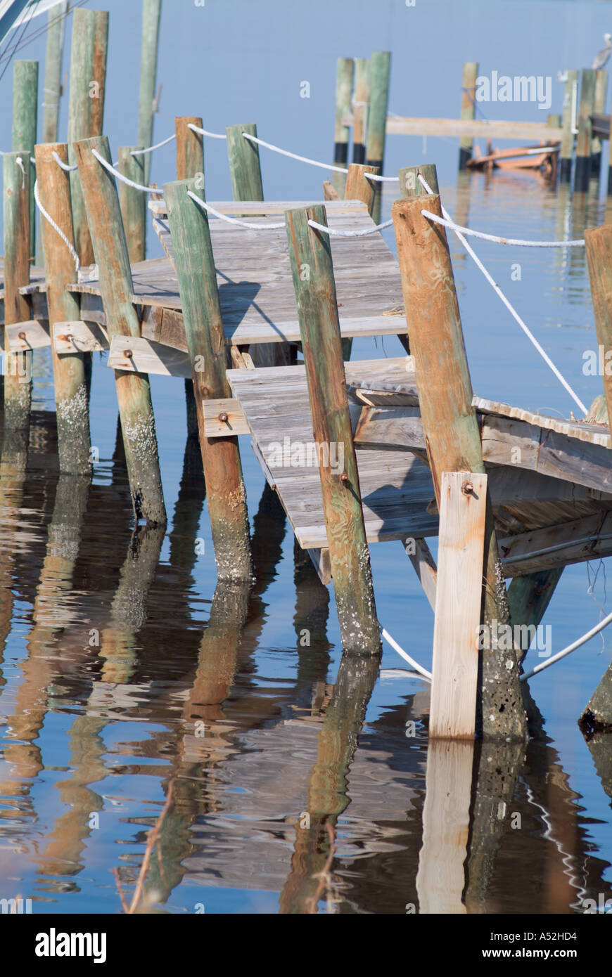 Hurricane Jeanne storm damage broken up docks along Intracoastal ...