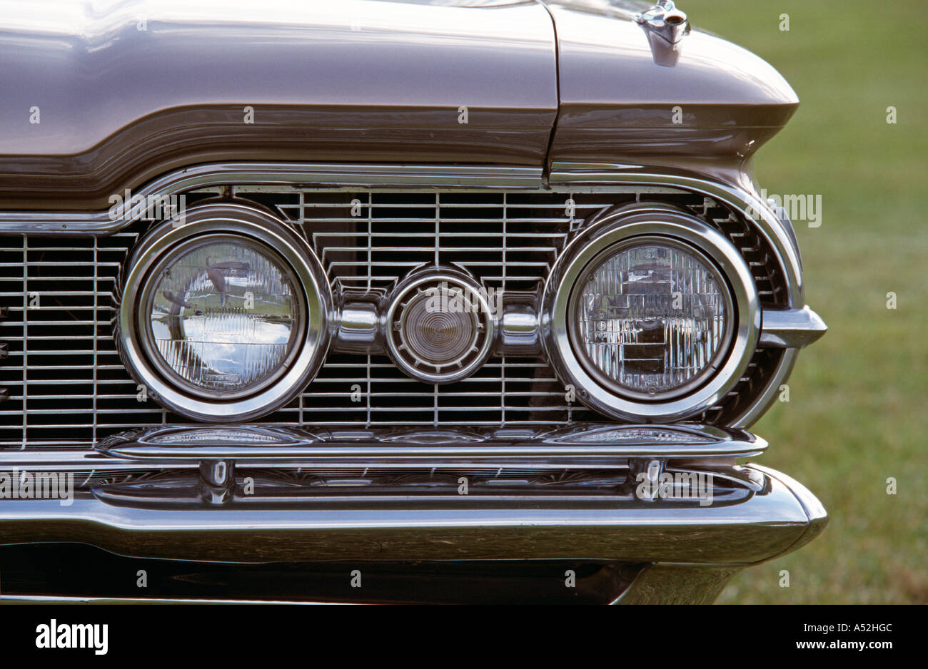 Oldsmobile Dynamic 88 Stock Photos & Oldsmobile Dynamic 88 Stock Images ...