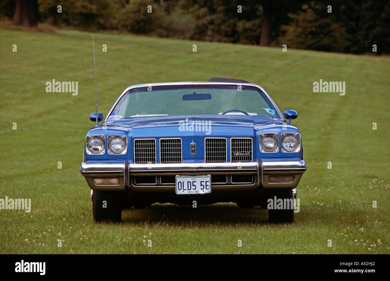 Oldsmobile Delta 88 Convertible of 1975 Stock Photo - Alamy