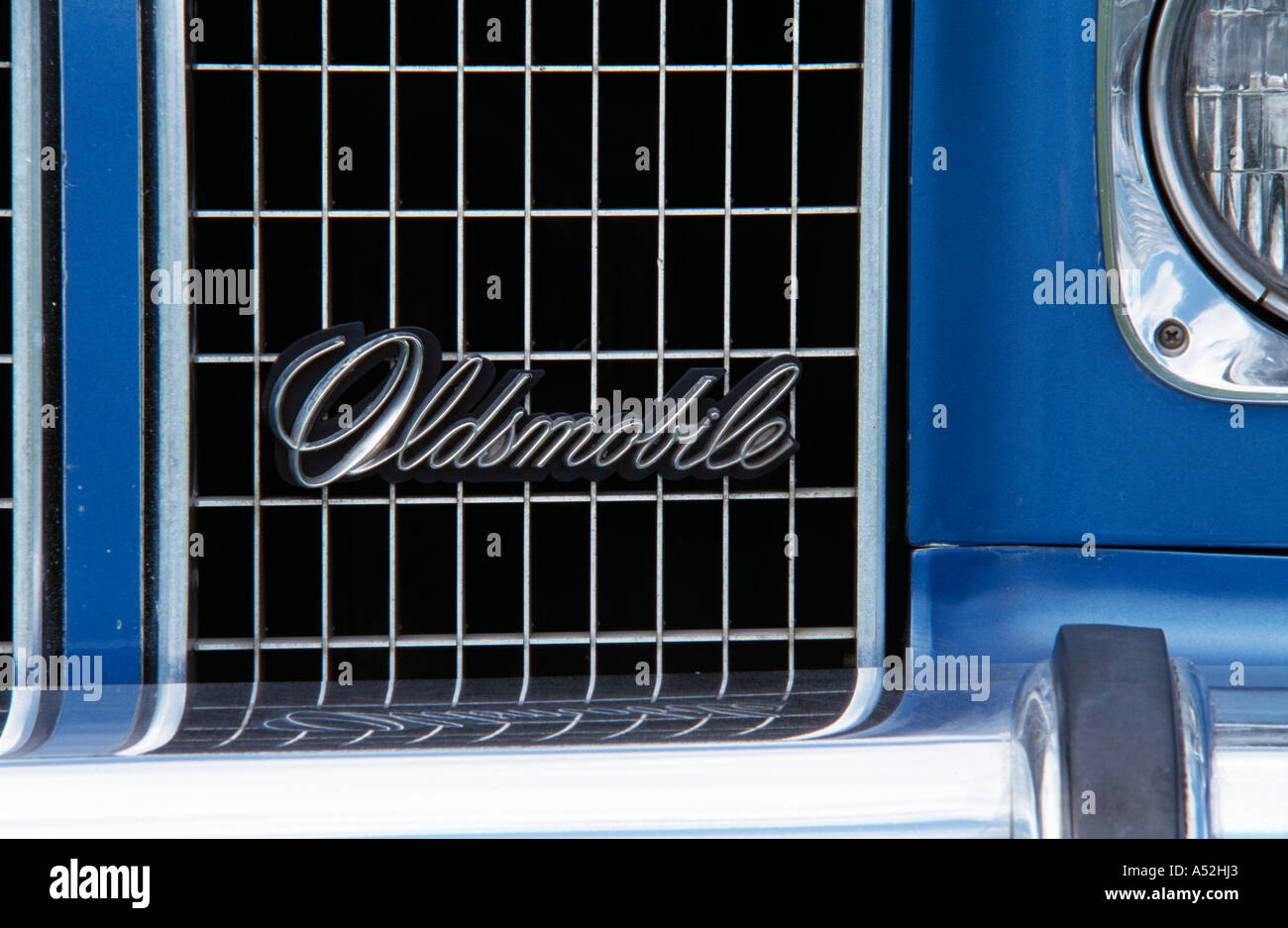 Oldsmobile 88 emblem hi-res stock photography and images - Alamy