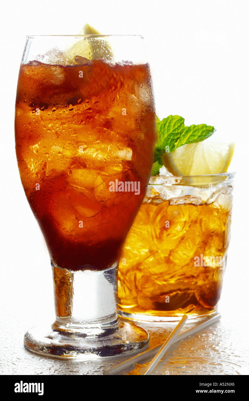 Two different iced teas with lemon Stock Photo - Alamy