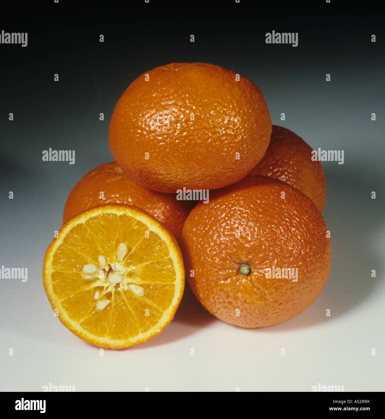 Whole temple hi-res stock photography and images - Alamy