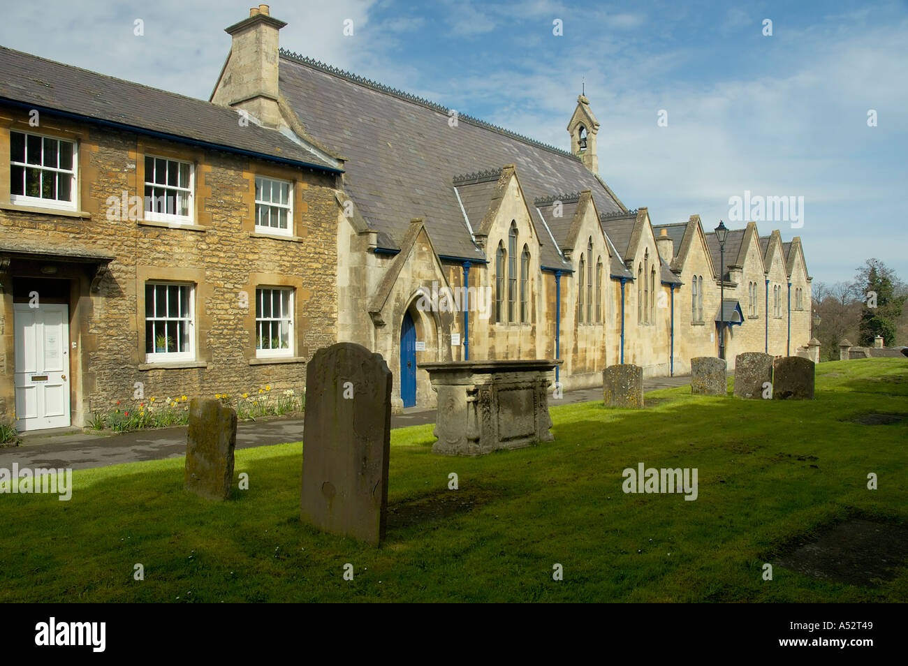 St andrews church chippenham wiltshire hi-res stock photography and ...