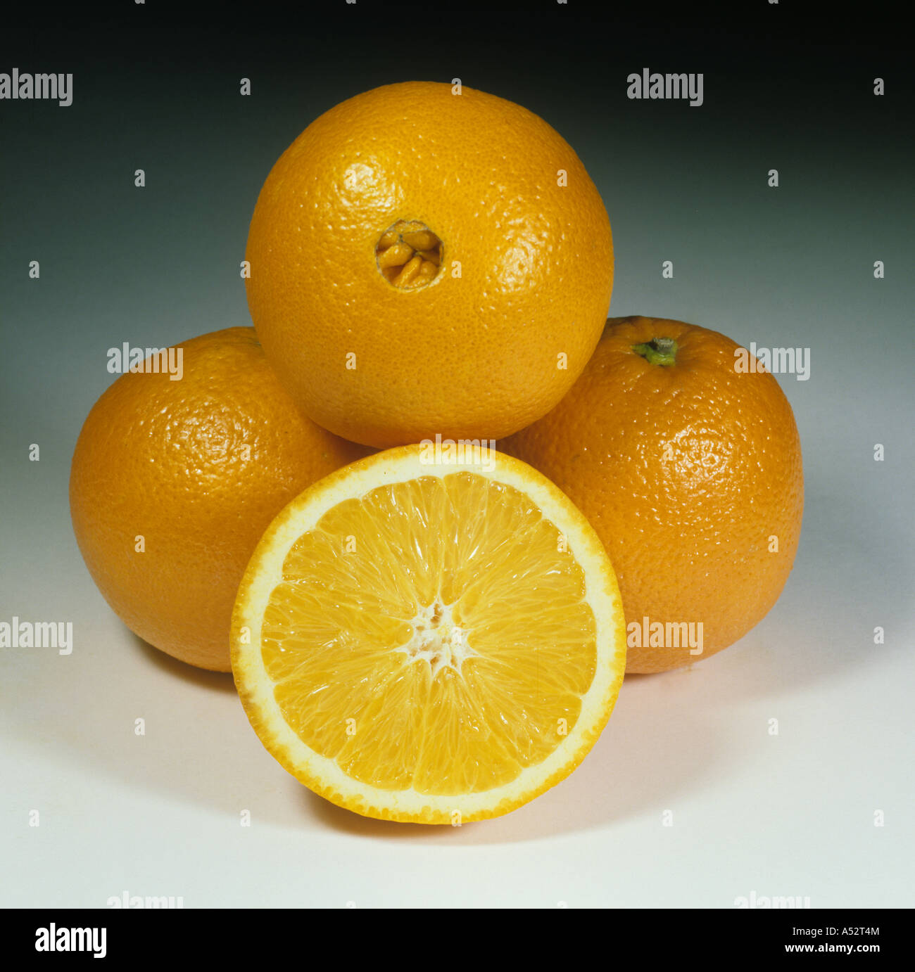 Navel orange hi-res stock photography and images - Alamy