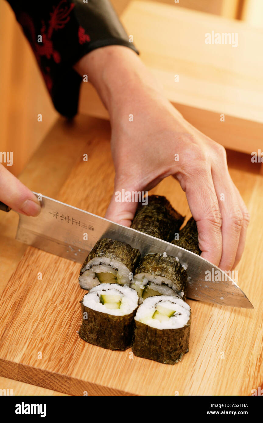 Sushi maki step by step hi-res stock photography and images - Alamy