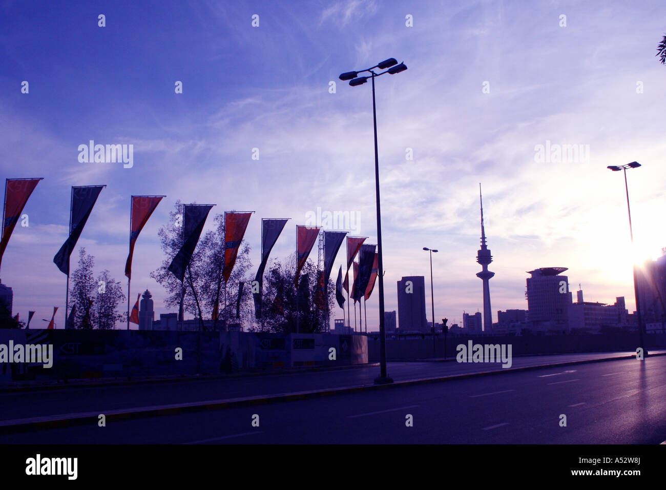 Kuwait street light hi-res stock photography and images - Alamy