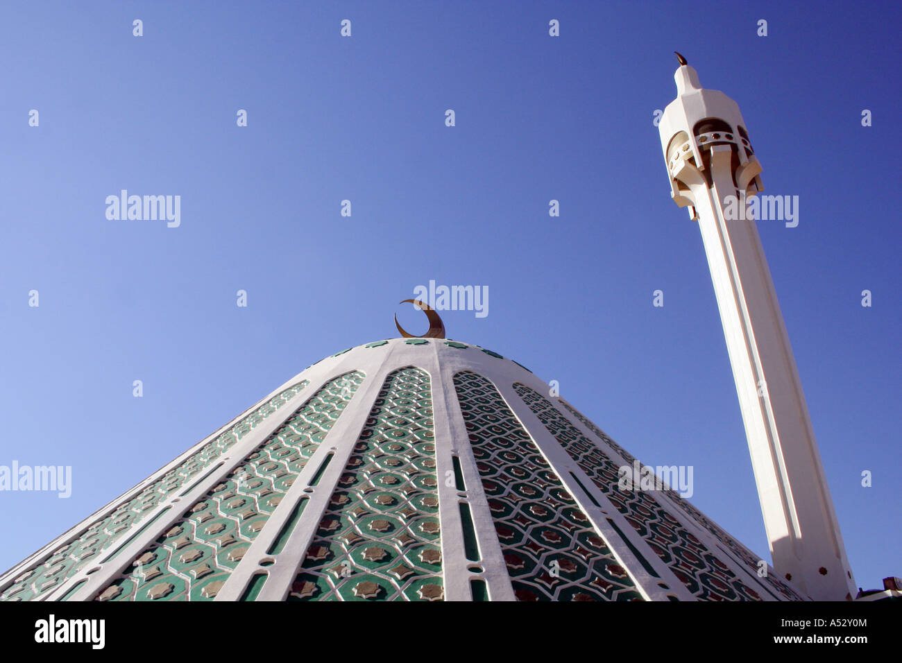 Mosque islam kuwait hi-res stock photography and images - Alamy