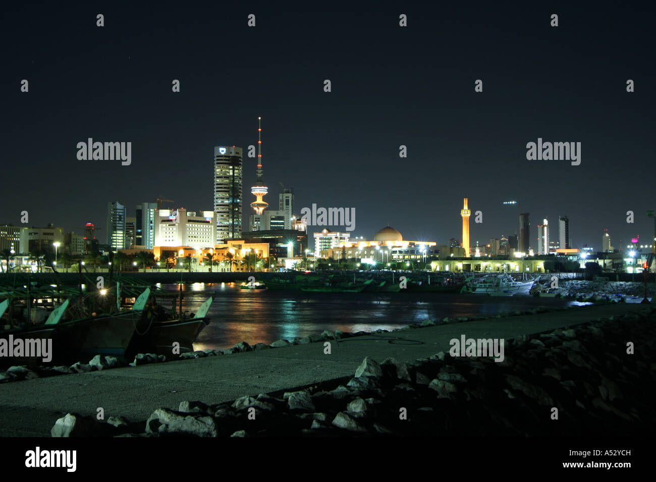 Structures of kuwait hi-res stock photography and images - Alamy