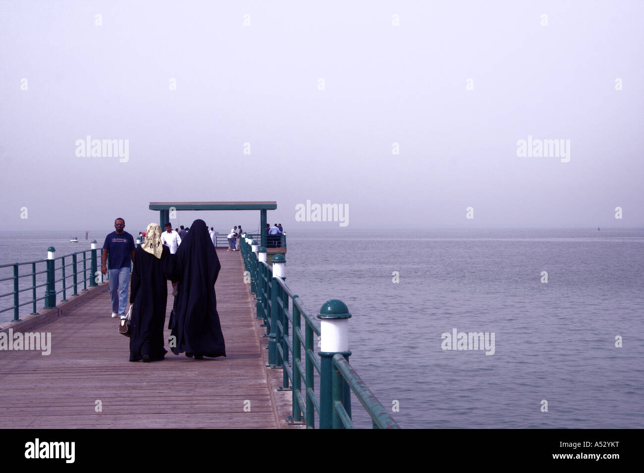 Kuwait city sightseeing hi-res stock photography and images - Alamy