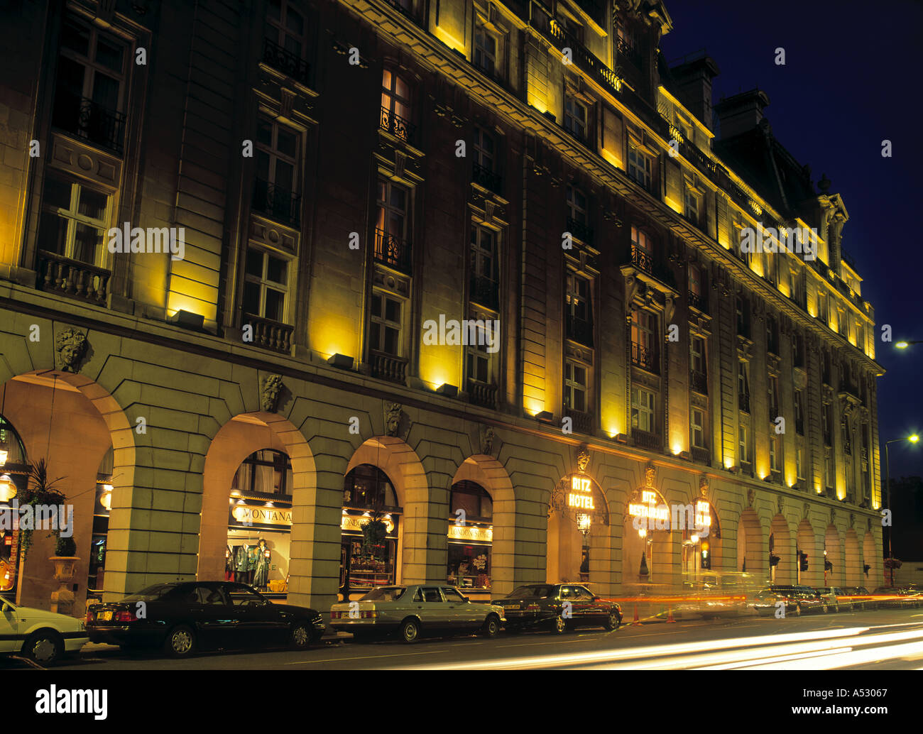 The Ritz Hotel, Picadilly, London, England Stock Photo - Alamy