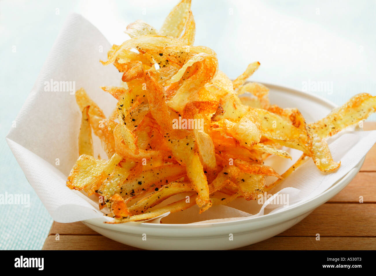 Crisps potato frying hi-res stock photography and images - Alamy