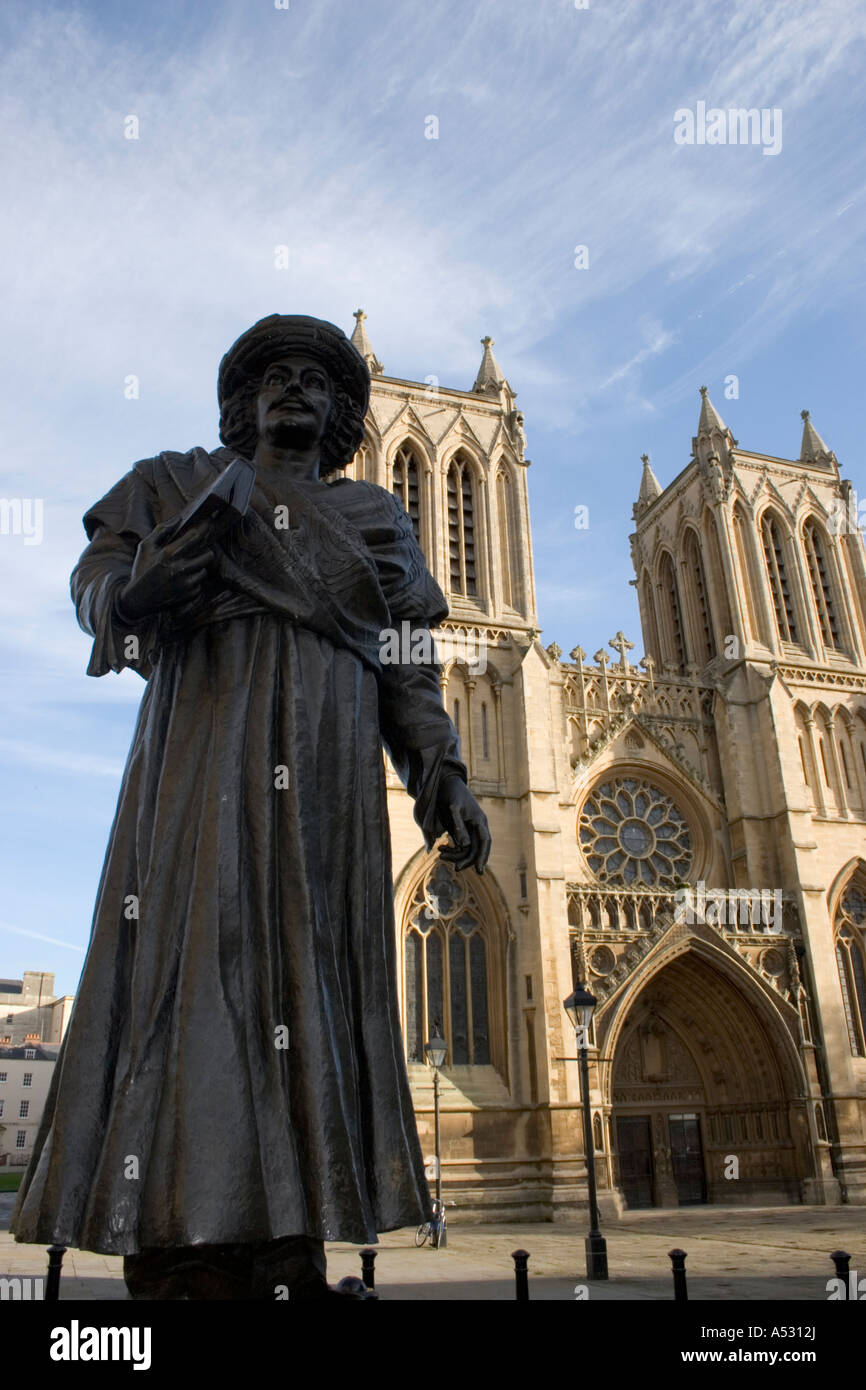 Statue of raja rammohun roy hi-res stock photography and images - Alamy