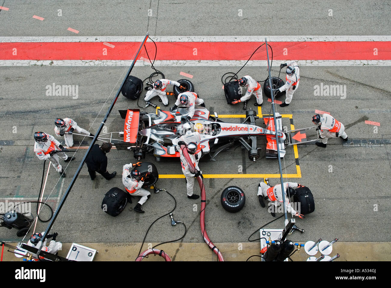 Mercedes pit crew lewis hamilton hi-res stock photography and images ...