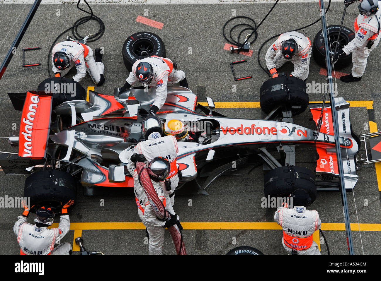Mercedes pit crew lewis hamilton hi-res stock photography and images ...