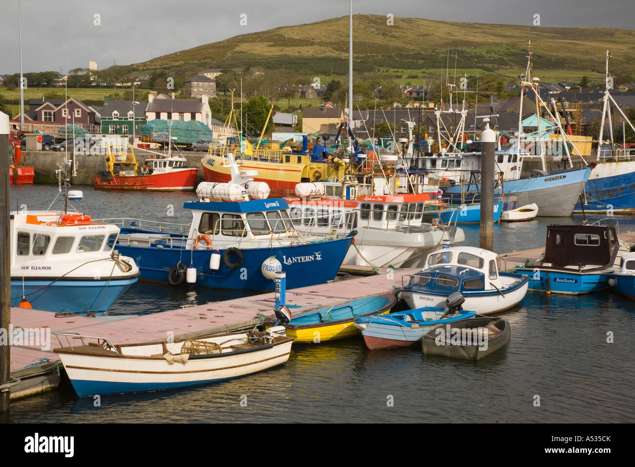 Fishing boat dingle peninsula co hi-res stock photography and images ...