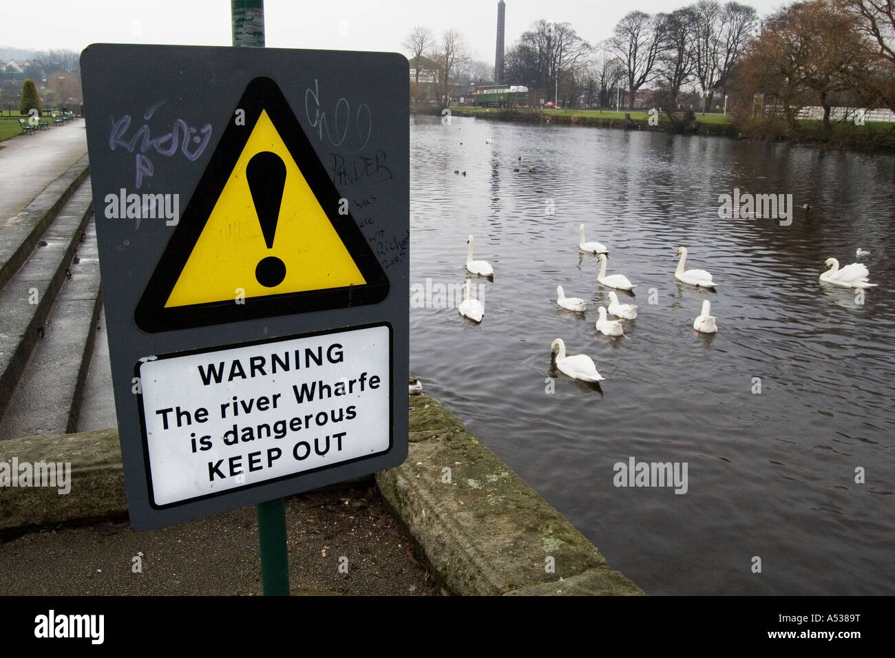 River warning sign on the Wharfe, Otley Stock Photo - Alamy
