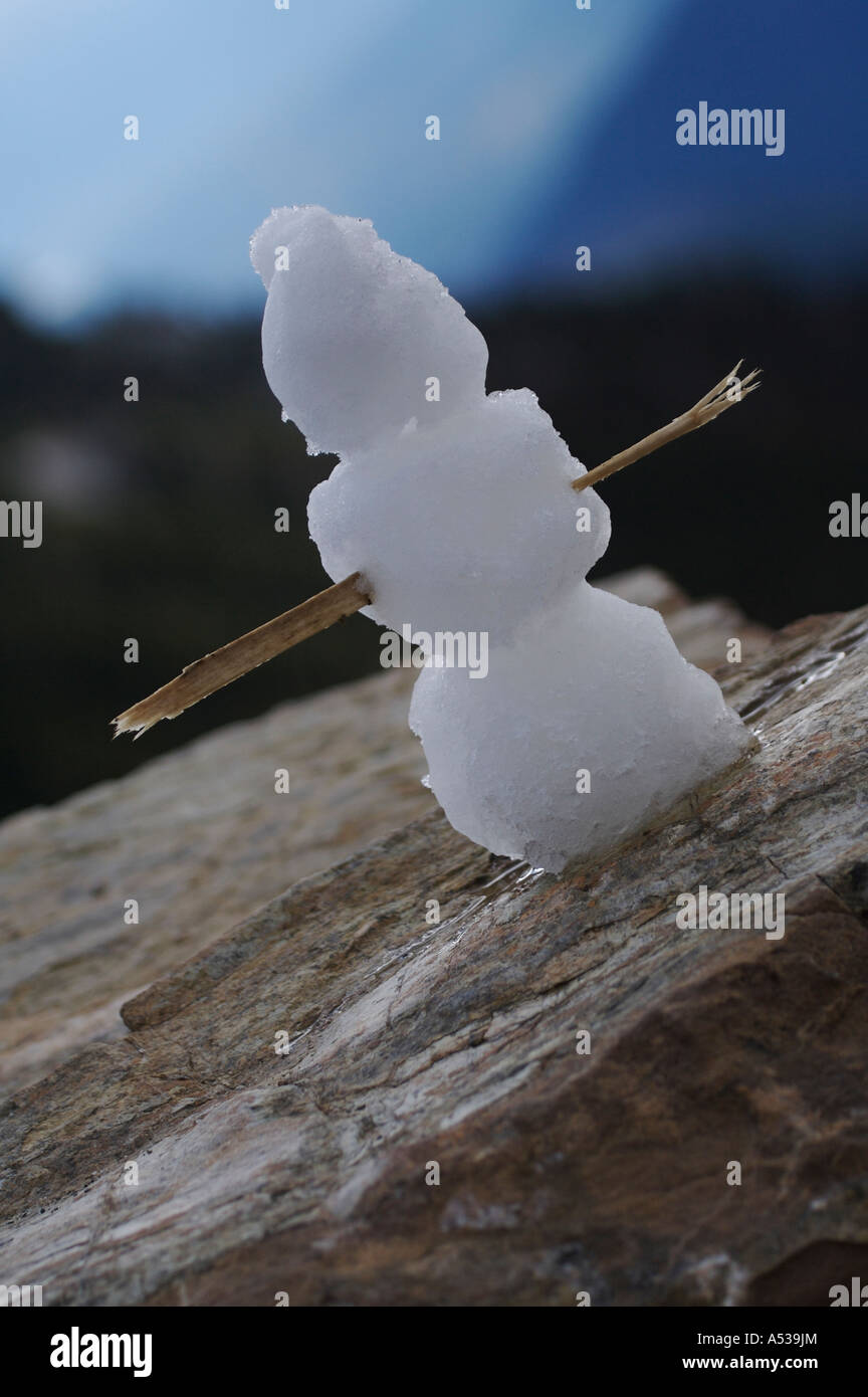 Melting snowman spring hi-res stock photography and images - Alamy