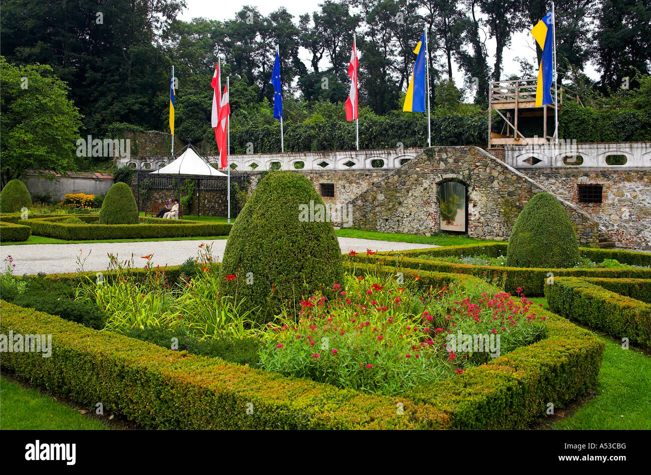 Buchsbaum design hi-res stock photography and images - Alamy