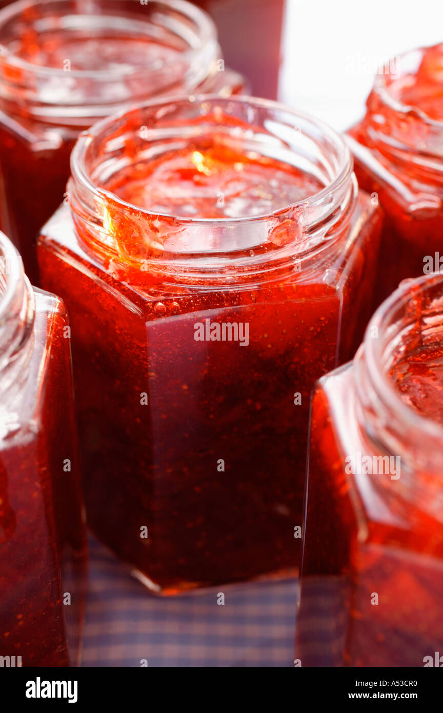 Strawberry jam step by step hi-res stock photography and images - Alamy