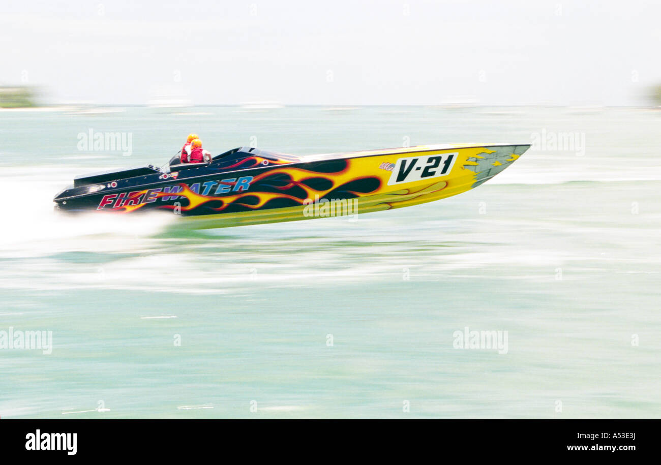 Colour landscape image of powerboat racing across water Stock Photo - Alamy