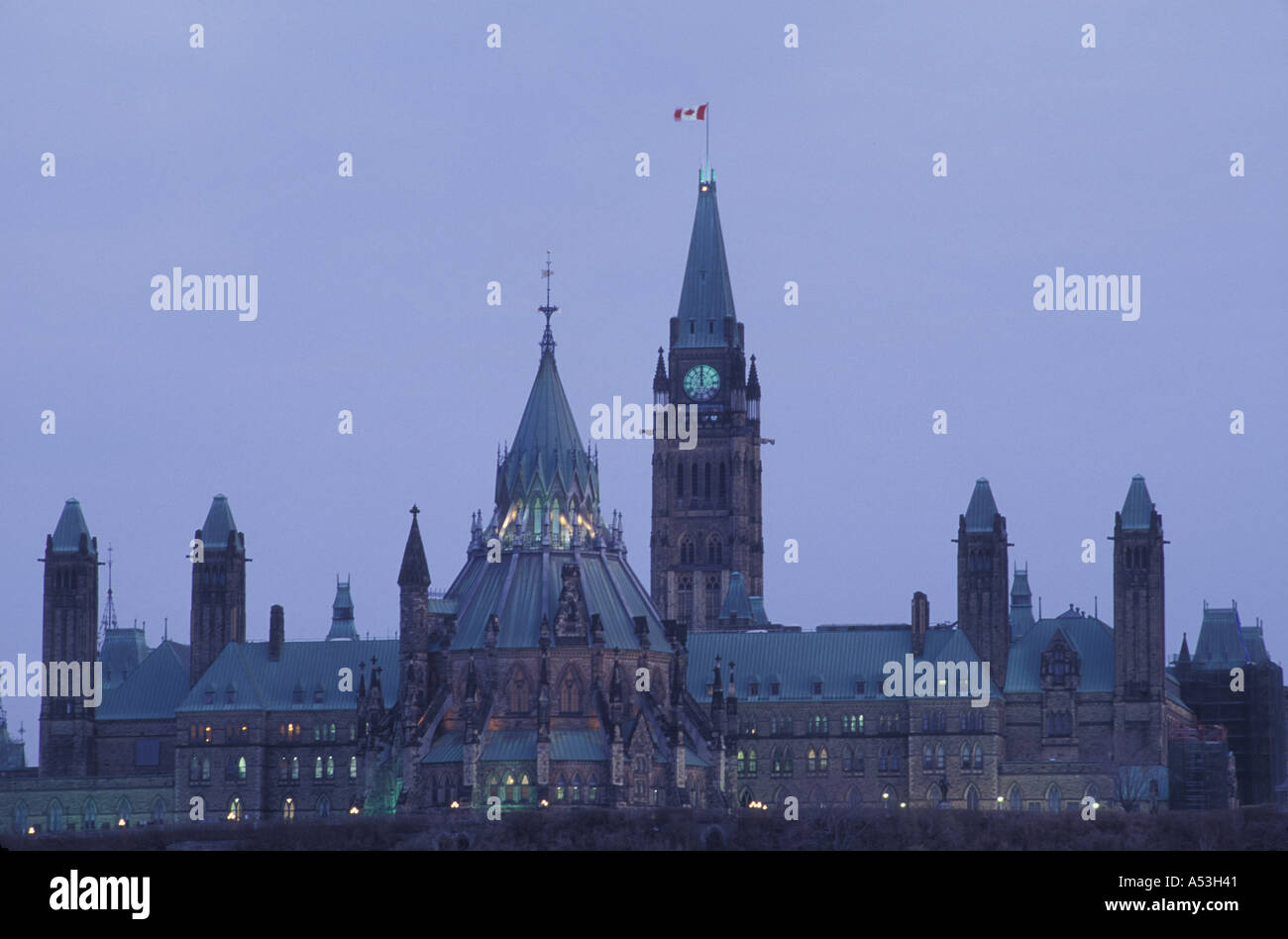 Alexandra bridge ottawa evening hi-res stock photography and images - Alamy