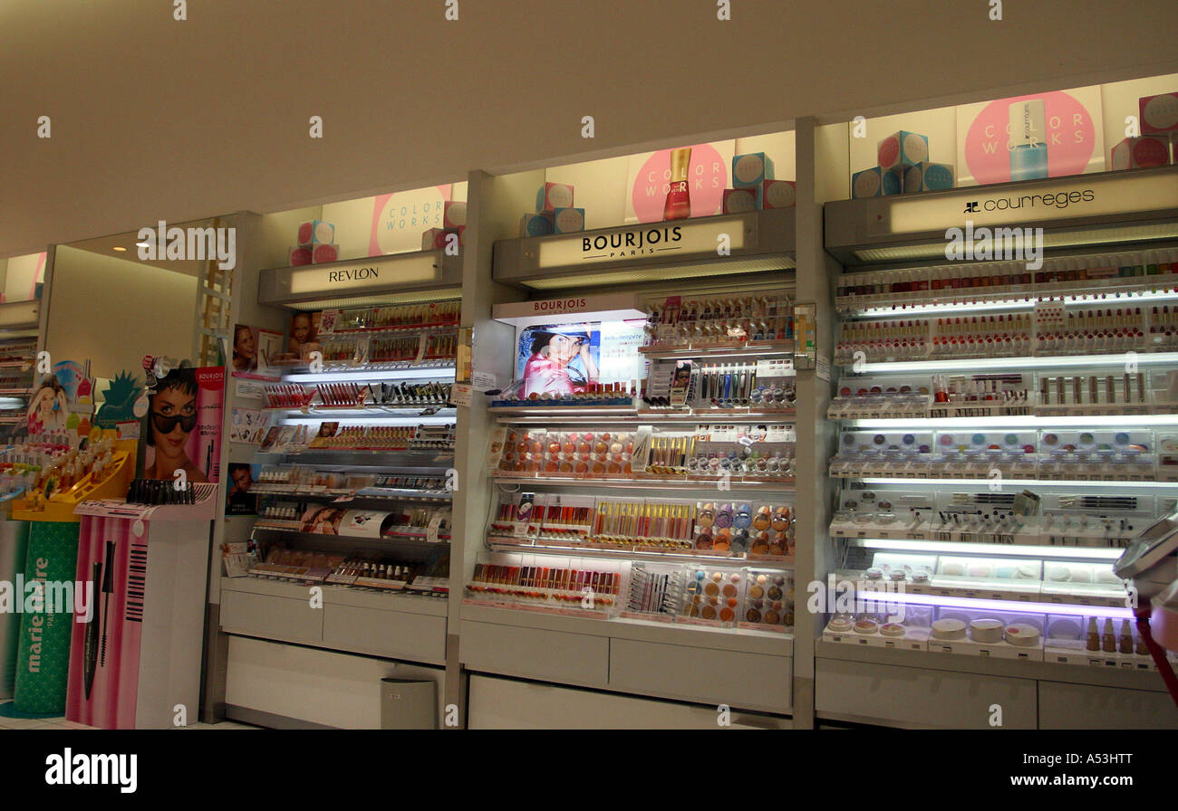 Tokyo Japan travel artistic net building commercial shopping center ...