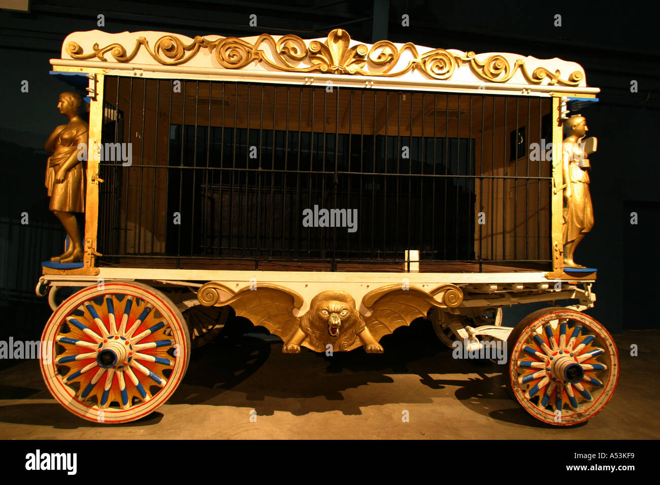 Traditional circus carriages Ringling Museum Stock Photo - Alamy
