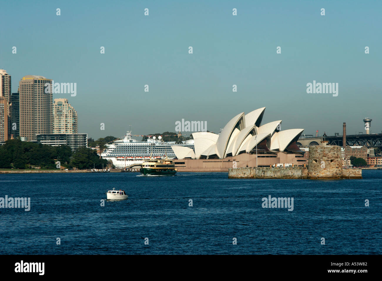Sydney opera house and harbour harbor bridge in australia Stock Photo ...