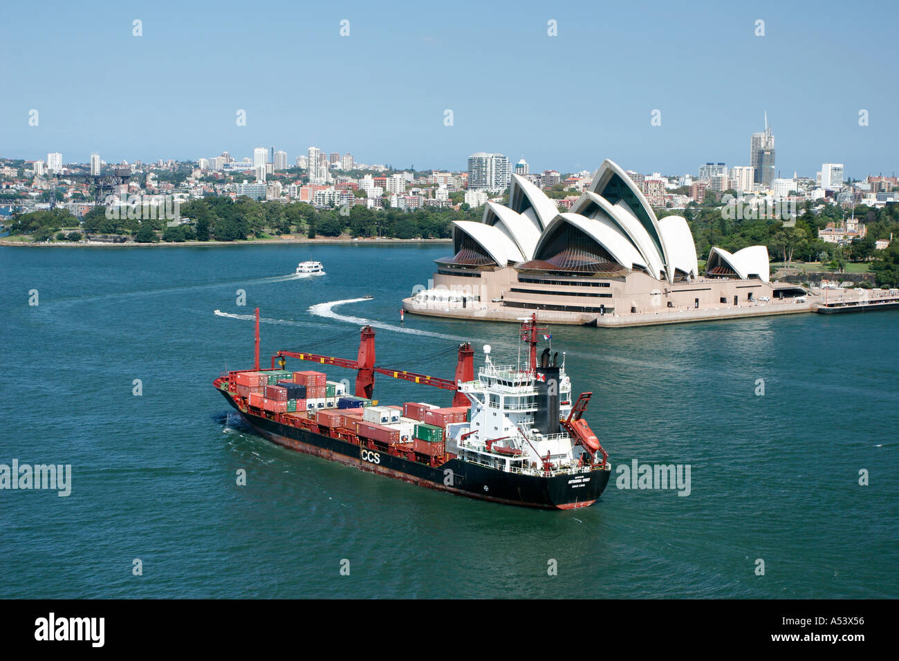 Sydney opera house and harbour harbor in australia Stock Photo - Alamy