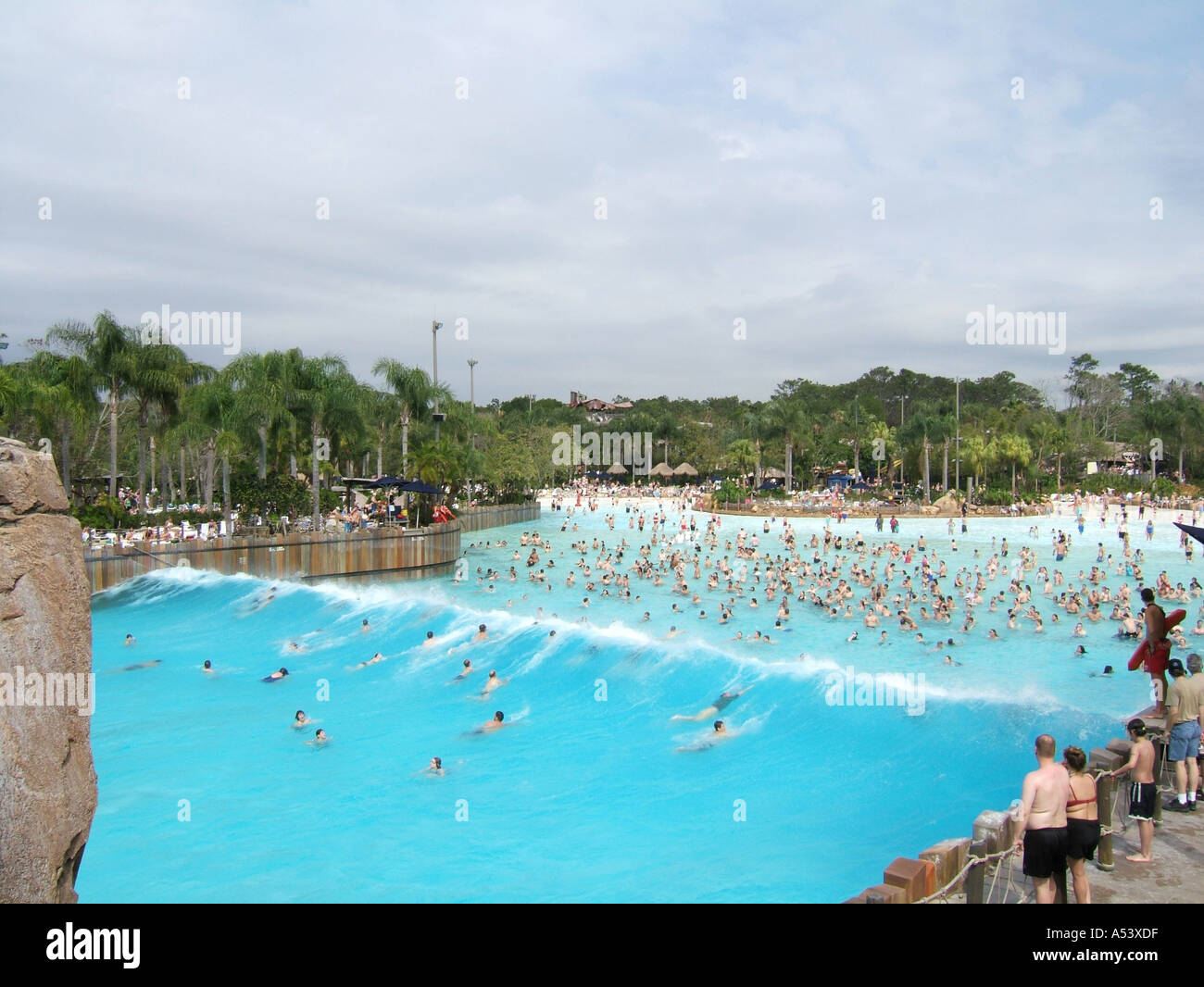 Family wave machine hi-res stock photography and images - Alamy