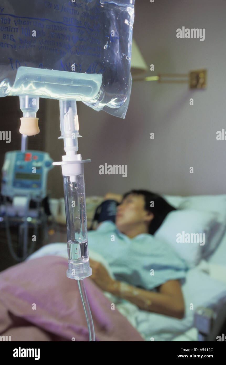 Iv fluids hi-res stock photography and images - Alamy
