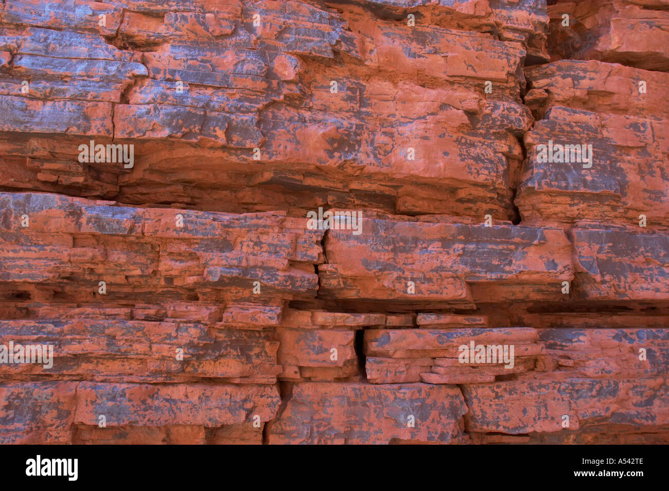 Red rocks in Hancock Gorge Stock Photo - Alamy