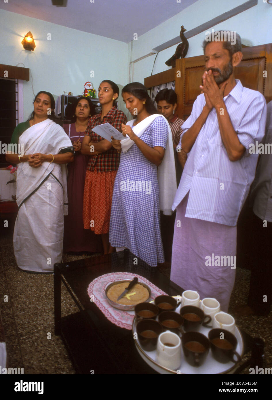 Painet ha2556 5396 men women india religion christian syromalabar ...