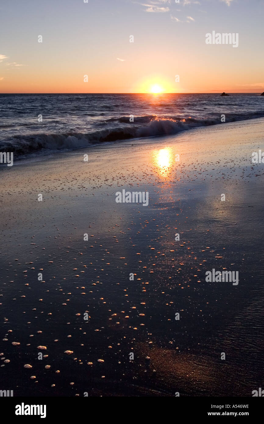 Malibu set hi-res stock photography and images - Alamy