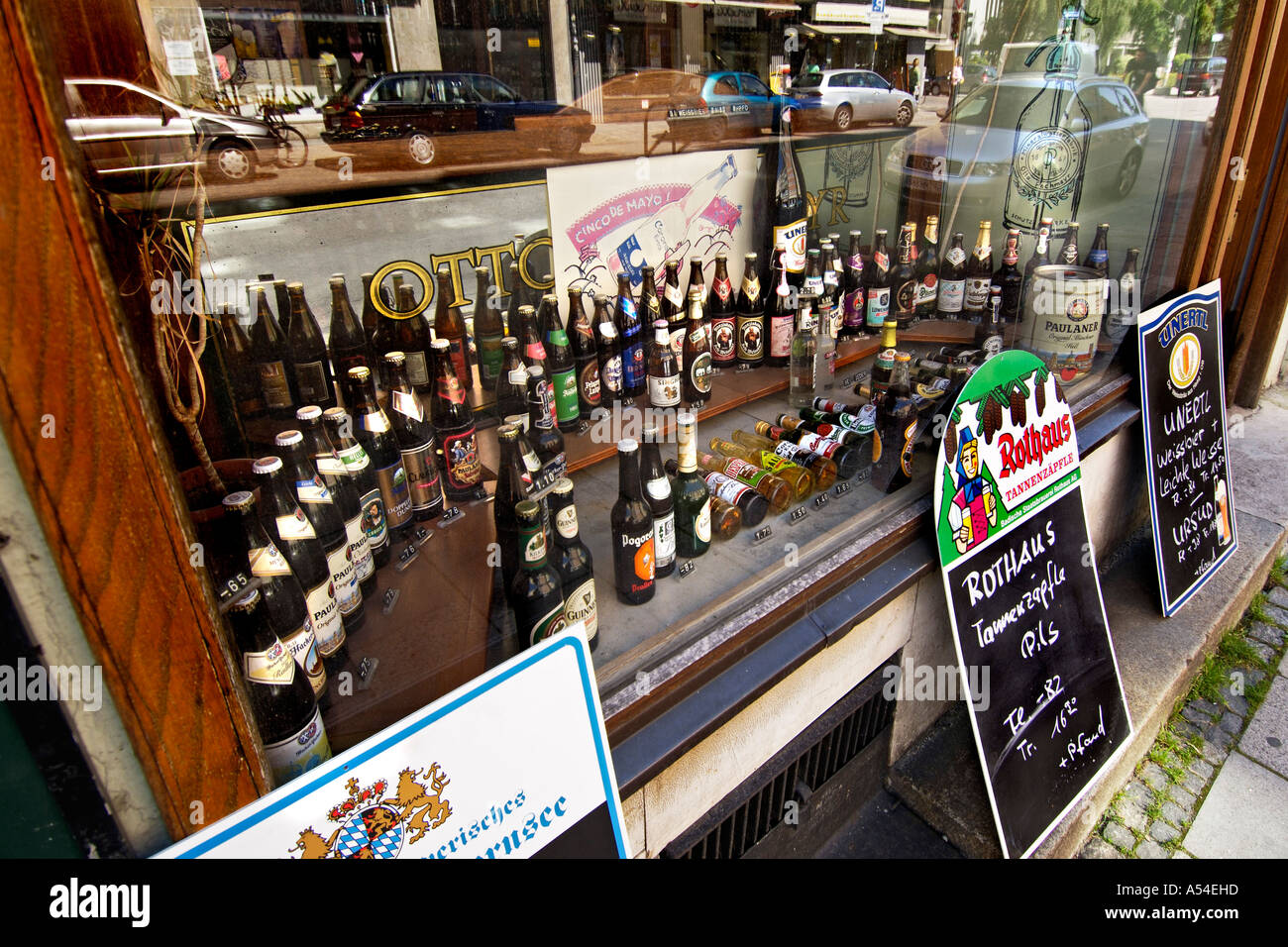 Display window with soft drinks and spirits alcohol in Schwabing ...