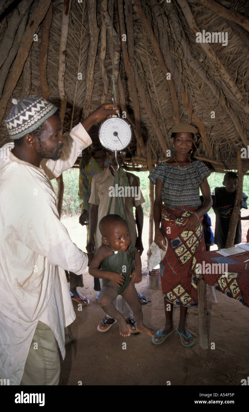 Painet hn2090 7559 benin baby weighing mother child health clinic ...