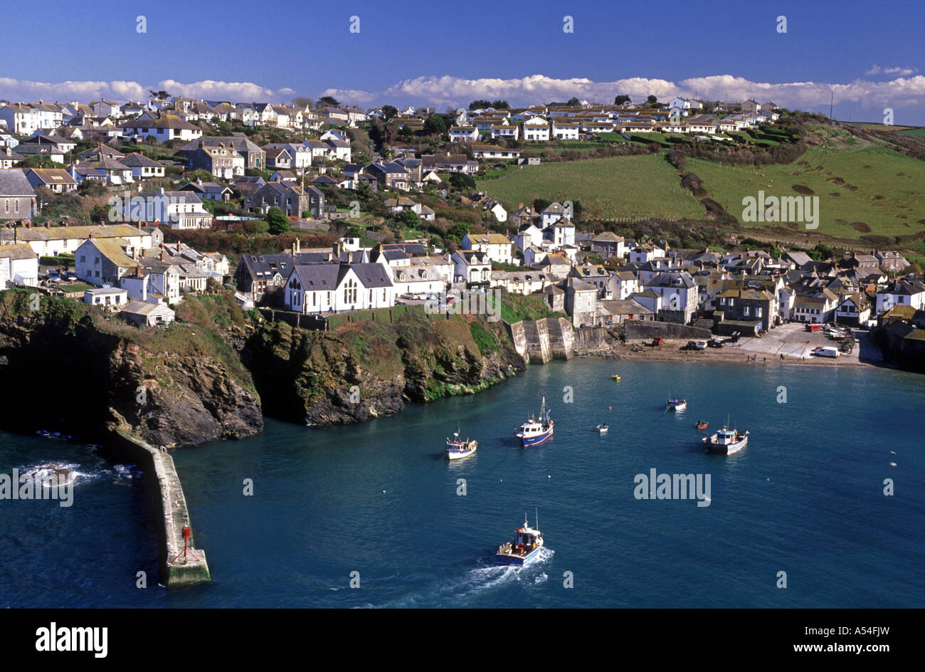 Port Issac on the Atlantic Coast of North Cornwall, England. XPL 4753 ...