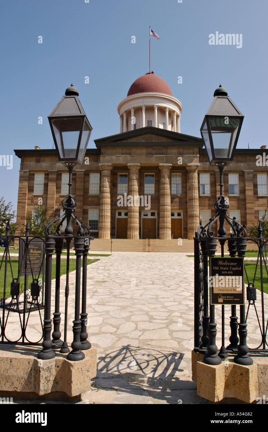 Old statehouse sign hi-res stock photography and images - Alamy