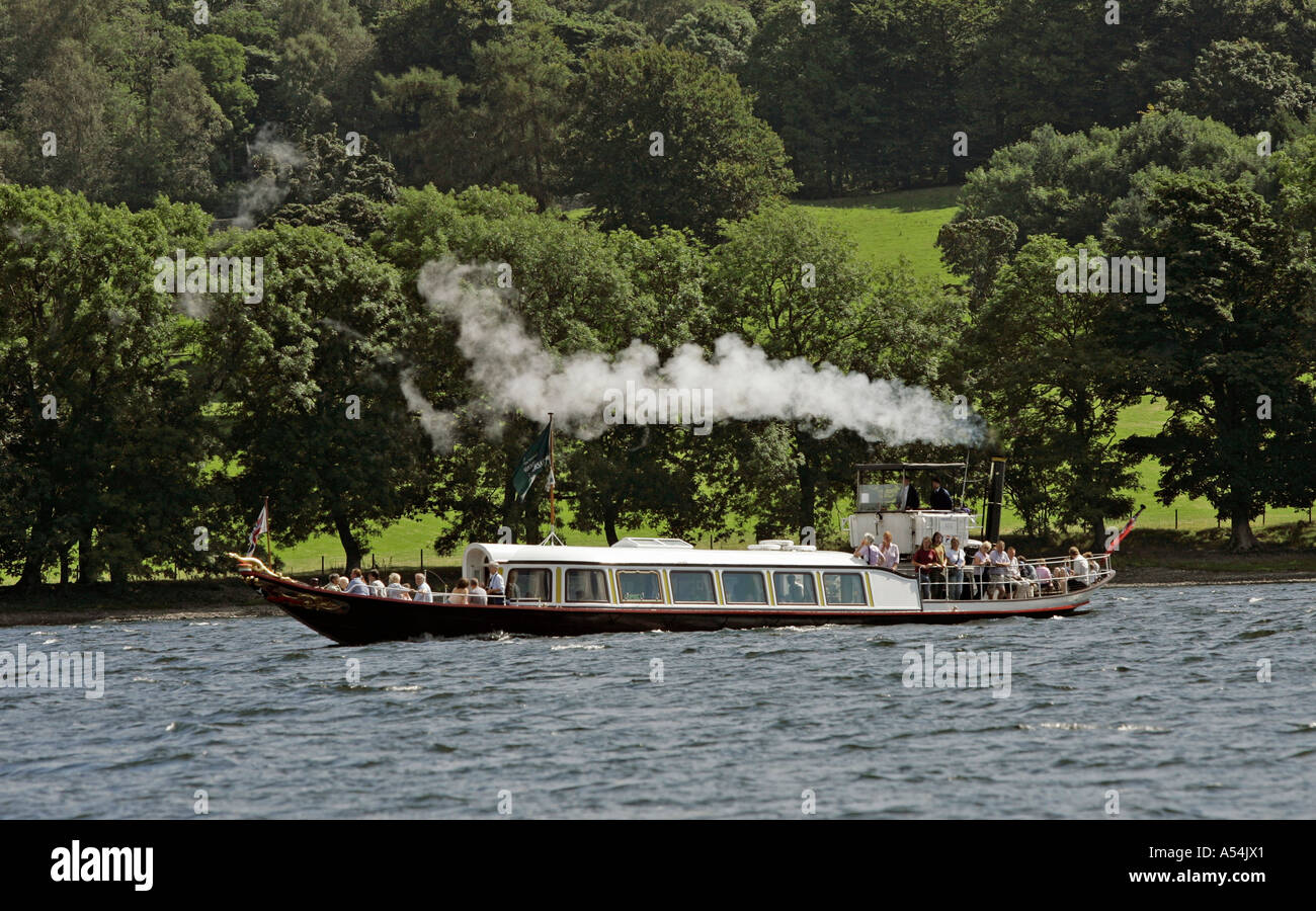 Coniston, GBR, 21. Aug. 2005 - Steam yacht GONDOLA on Coniston Water in ...
