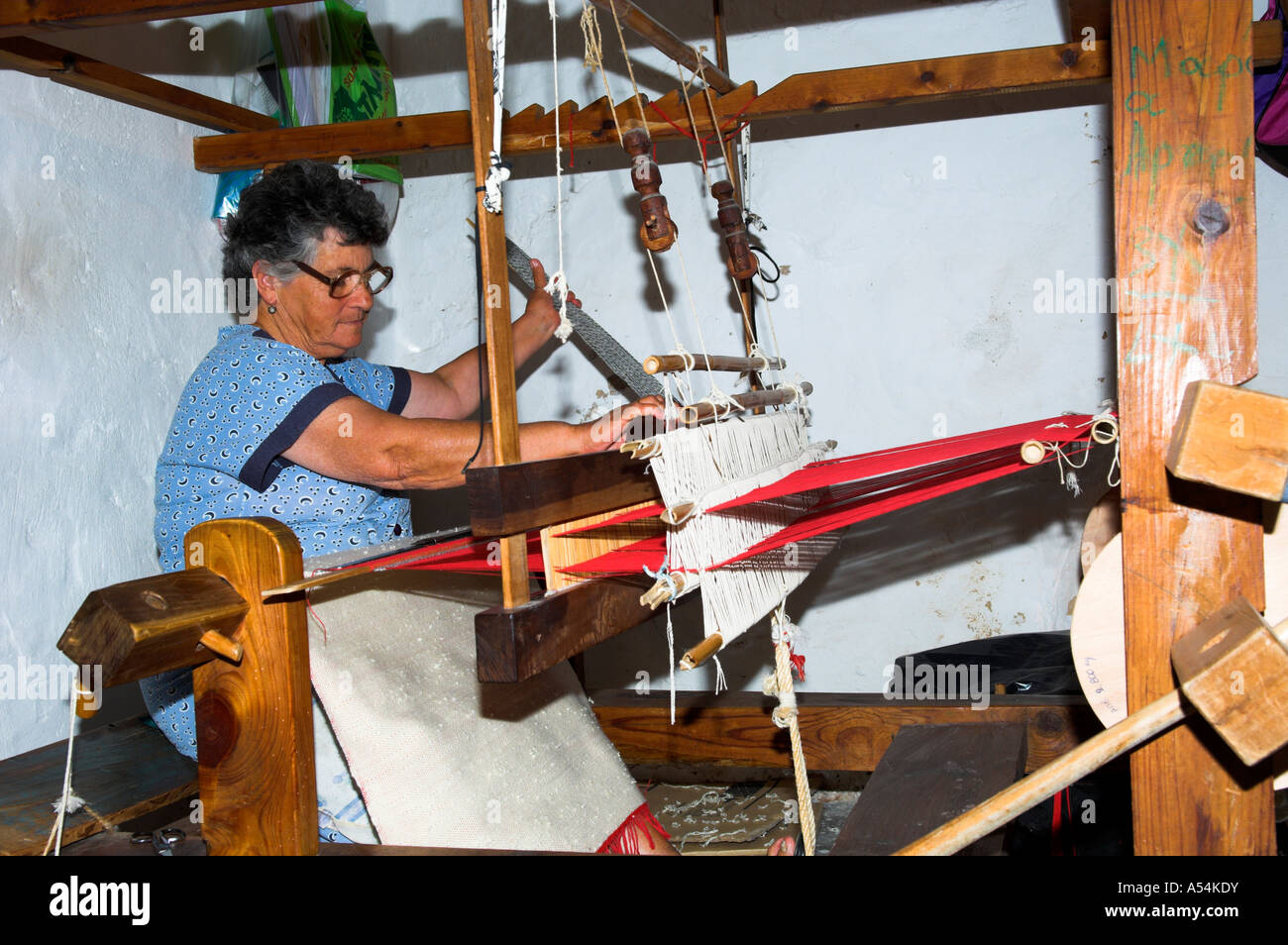Greek woman weaving hi-res stock photography and images - Alamy