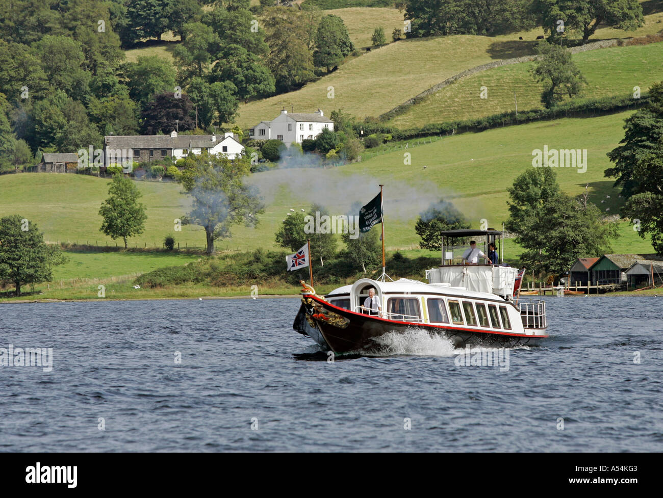 Gondola steam ship hi-res stock photography and images - Alamy