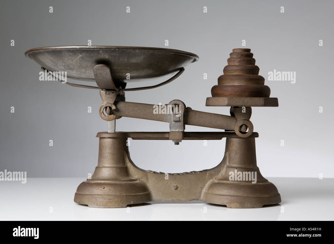 Scale measuring weight counterweight hi-res stock photography and ...