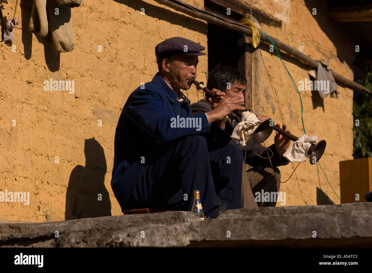 Men with horns hi-res stock photography and images - Alamy