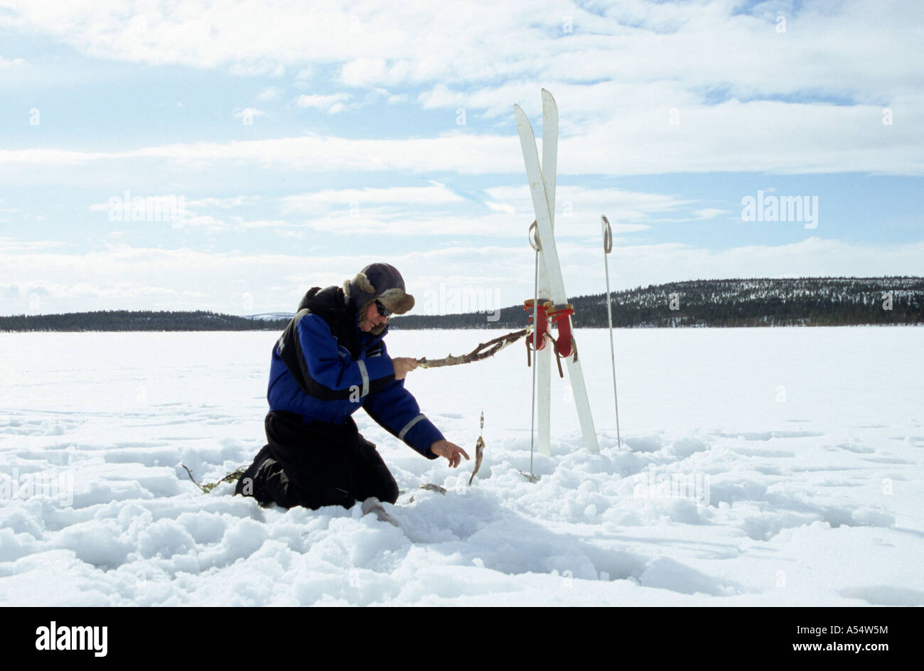 Heroically and ruggedly handsome englishman on survival course learning ...