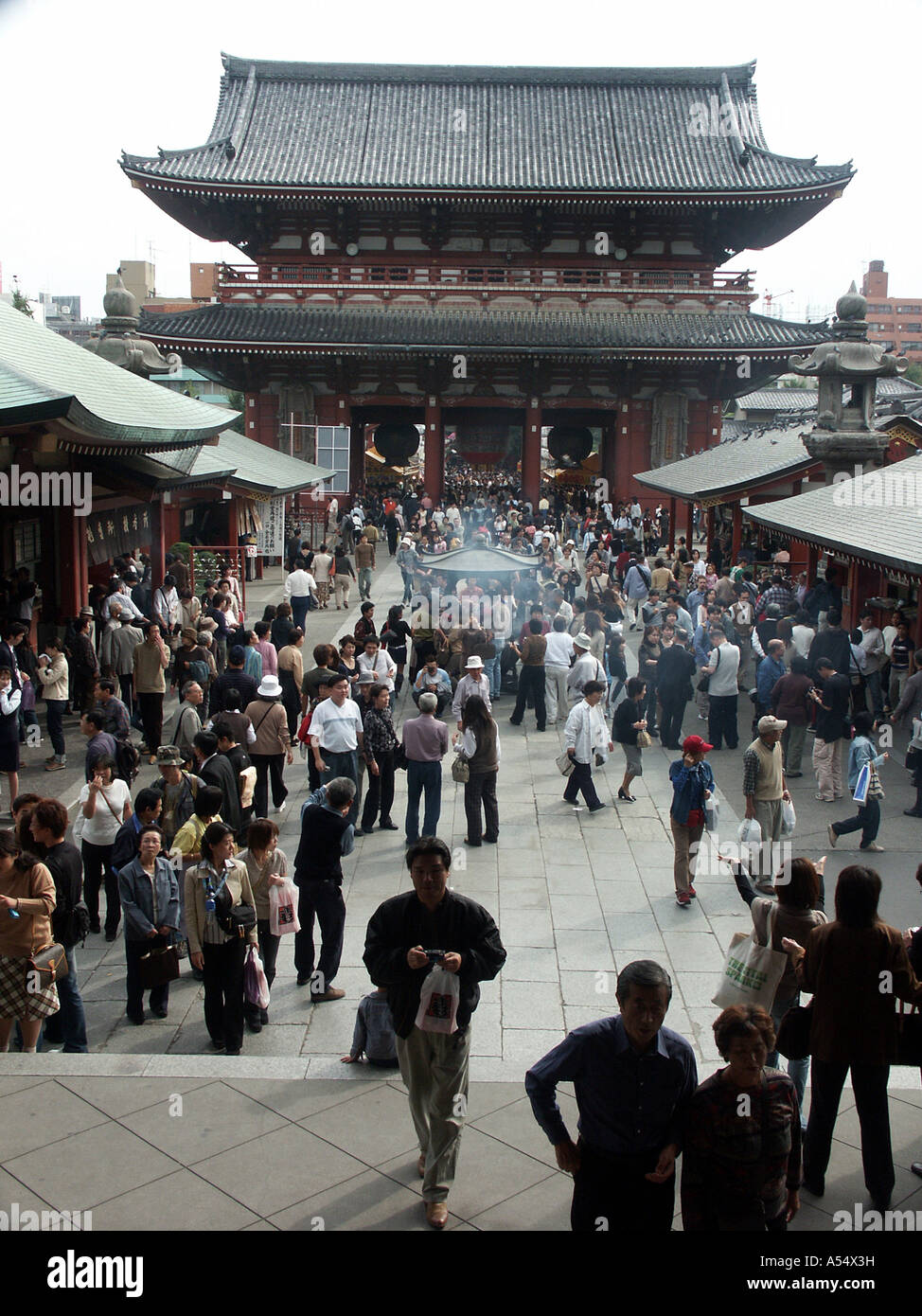 Painet ip2049 japan asakusa buddhist temple tokyo 2003 country ...