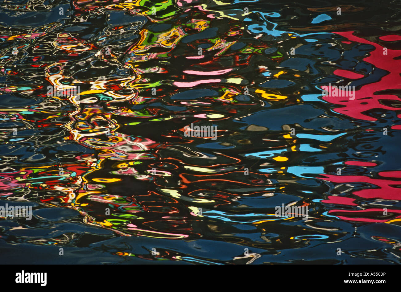 Colors reflected into waves Hudson River NYC Stock Photo - Alamy