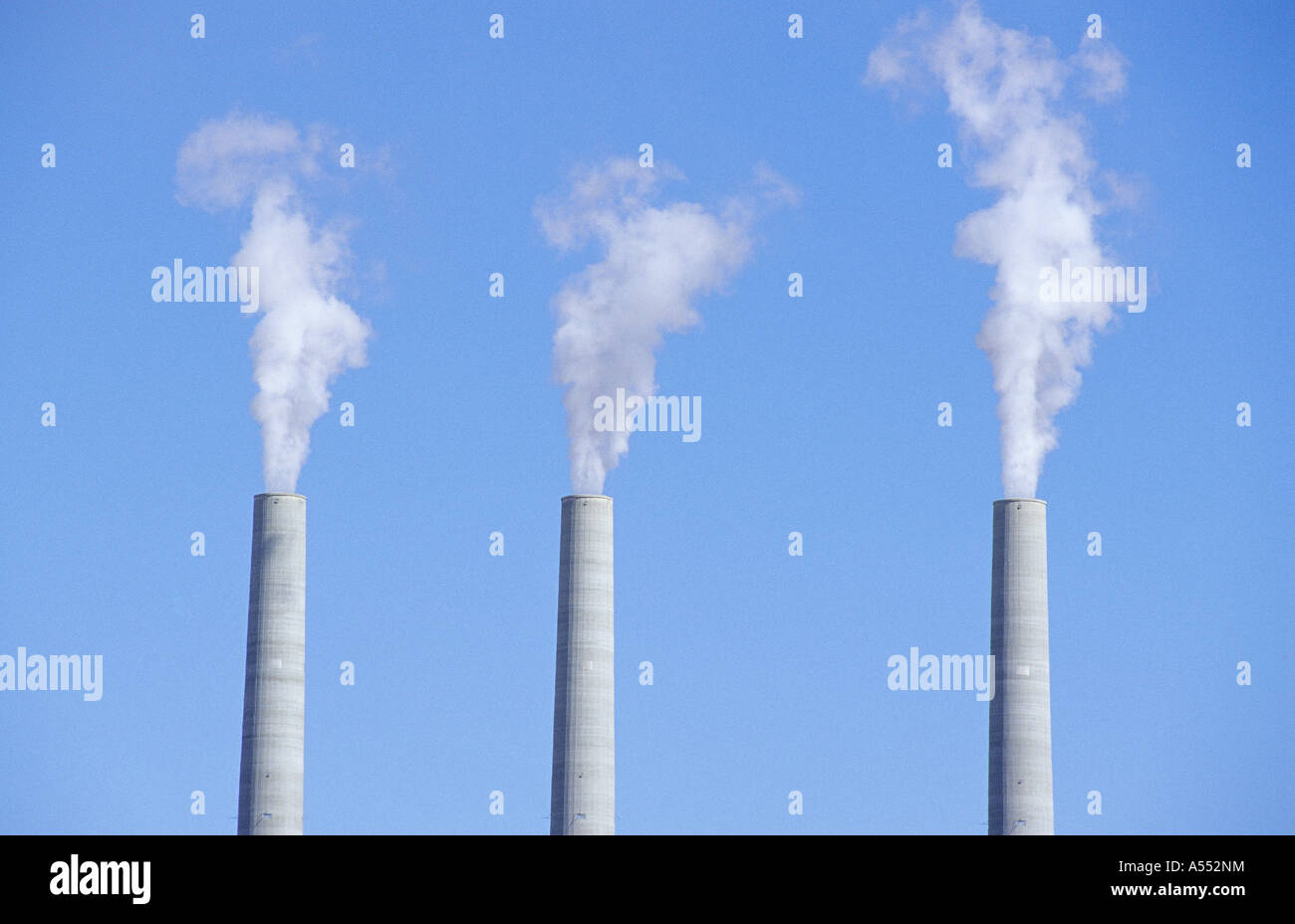 Smoke emitting smokestacks hi-res stock photography and images - Alamy