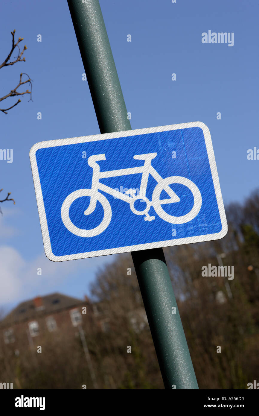 Cycle Track sign Stock Photo - Alamy